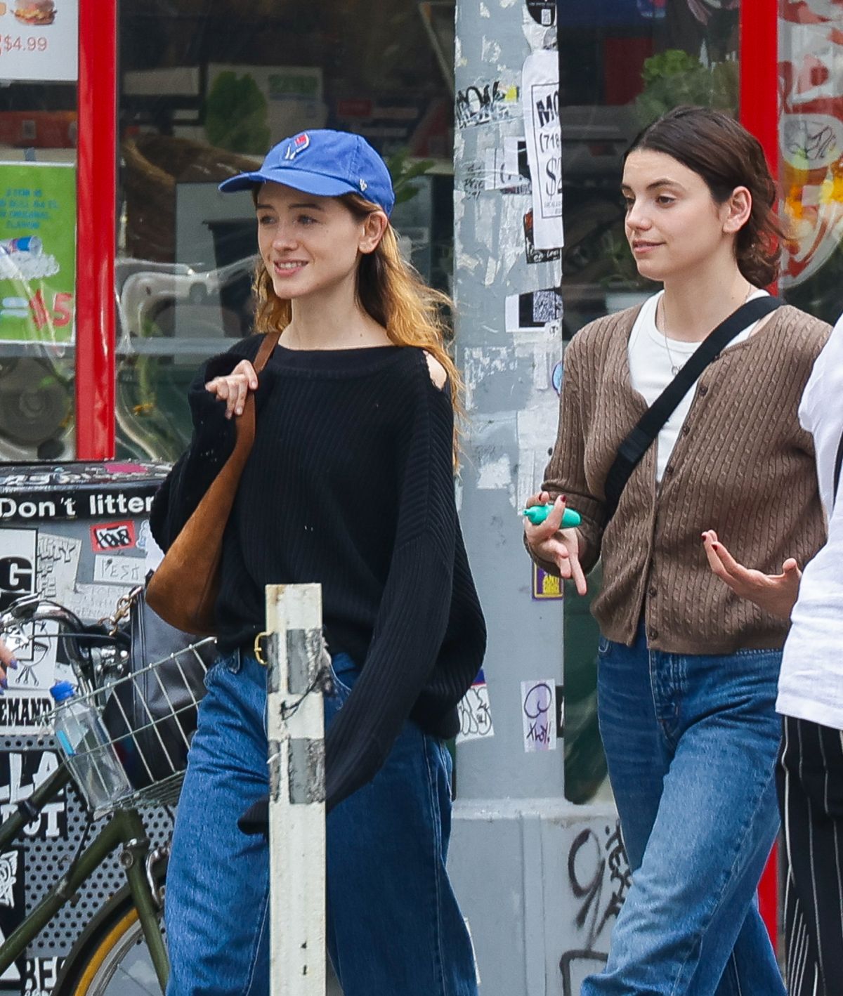 NATALIA DYER and FRANCESCA REALE Out in New York 05/23/2024 – HawtCelebs