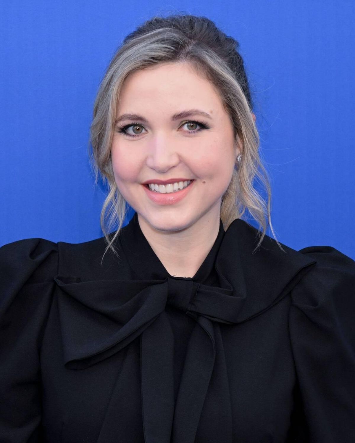 TAYLOR TOMLINSON at CBS Fall Schedule Celebration at Paramount Studios ...