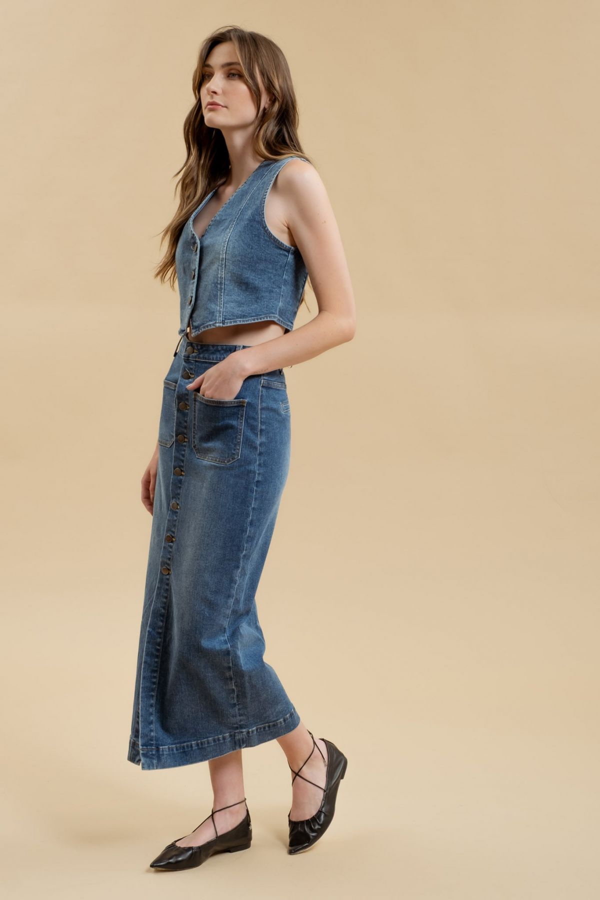 EMILY HALL for Blu Pepper Campaign, June 2024 – HawtCelebs