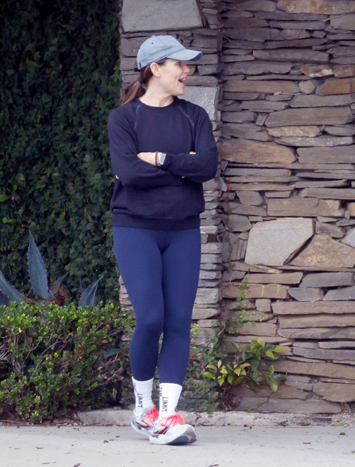 JENNIFER GARNER Out for a Morning Walk with a Friend in Los Angeles 06 ...