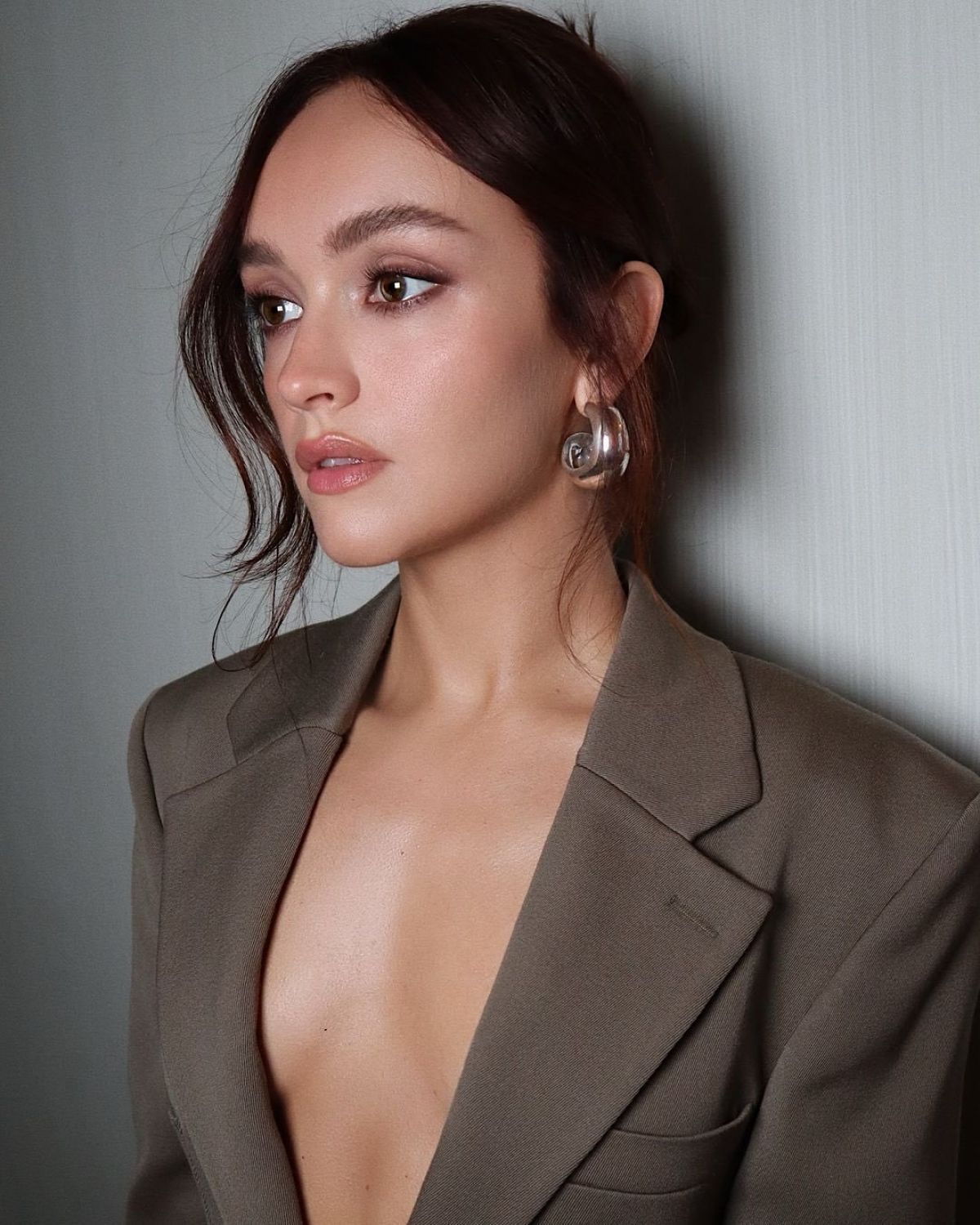OLIVIA COOKE House Of The Dragon Season 2 Press Photoshoot June OLIVIA COOKE House Of The Dragon Season 2 Press Photoshoot June
