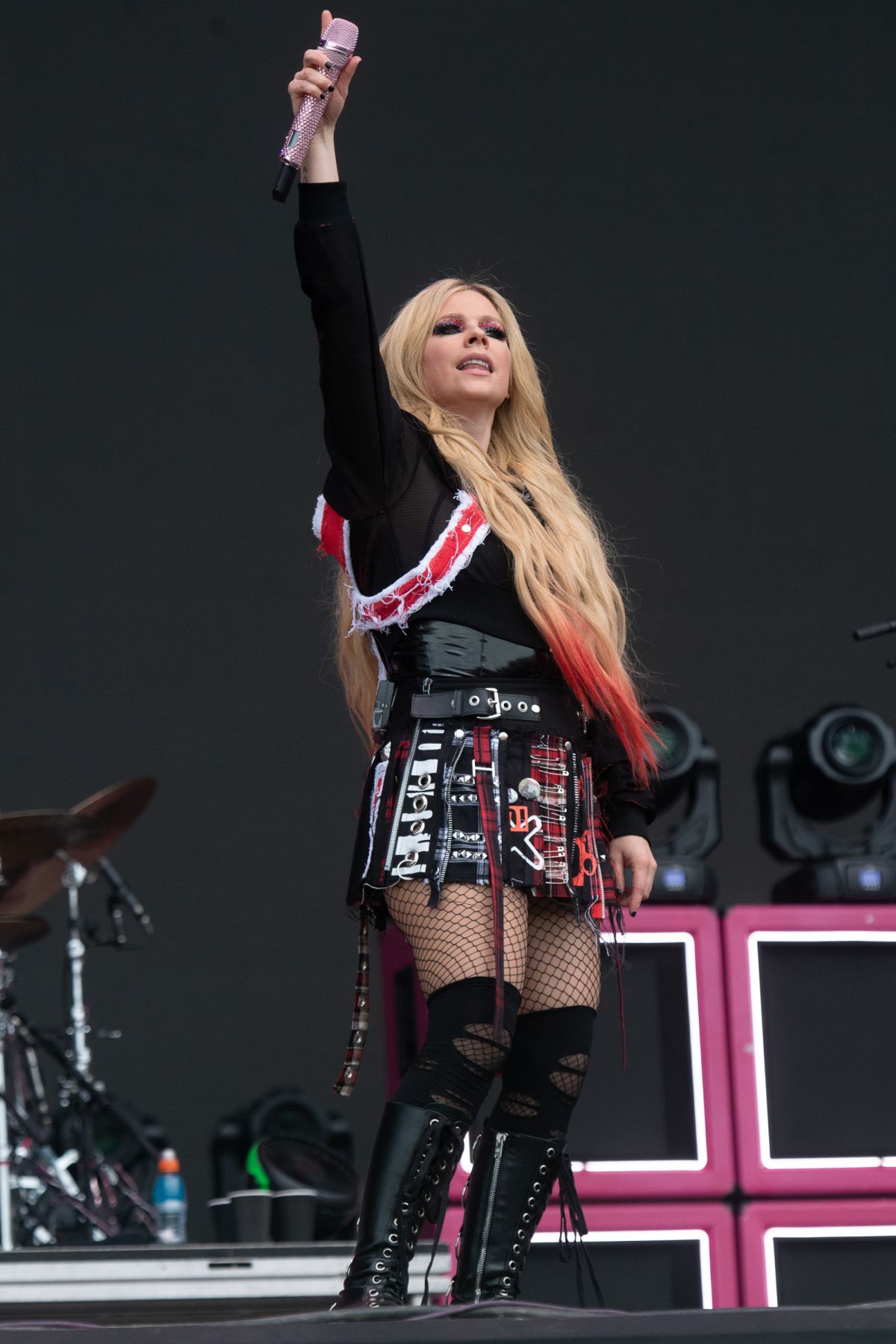 AVRIL LAVIGNE Performs at Glastonbury Festival 2024 at Worthy Farm ...