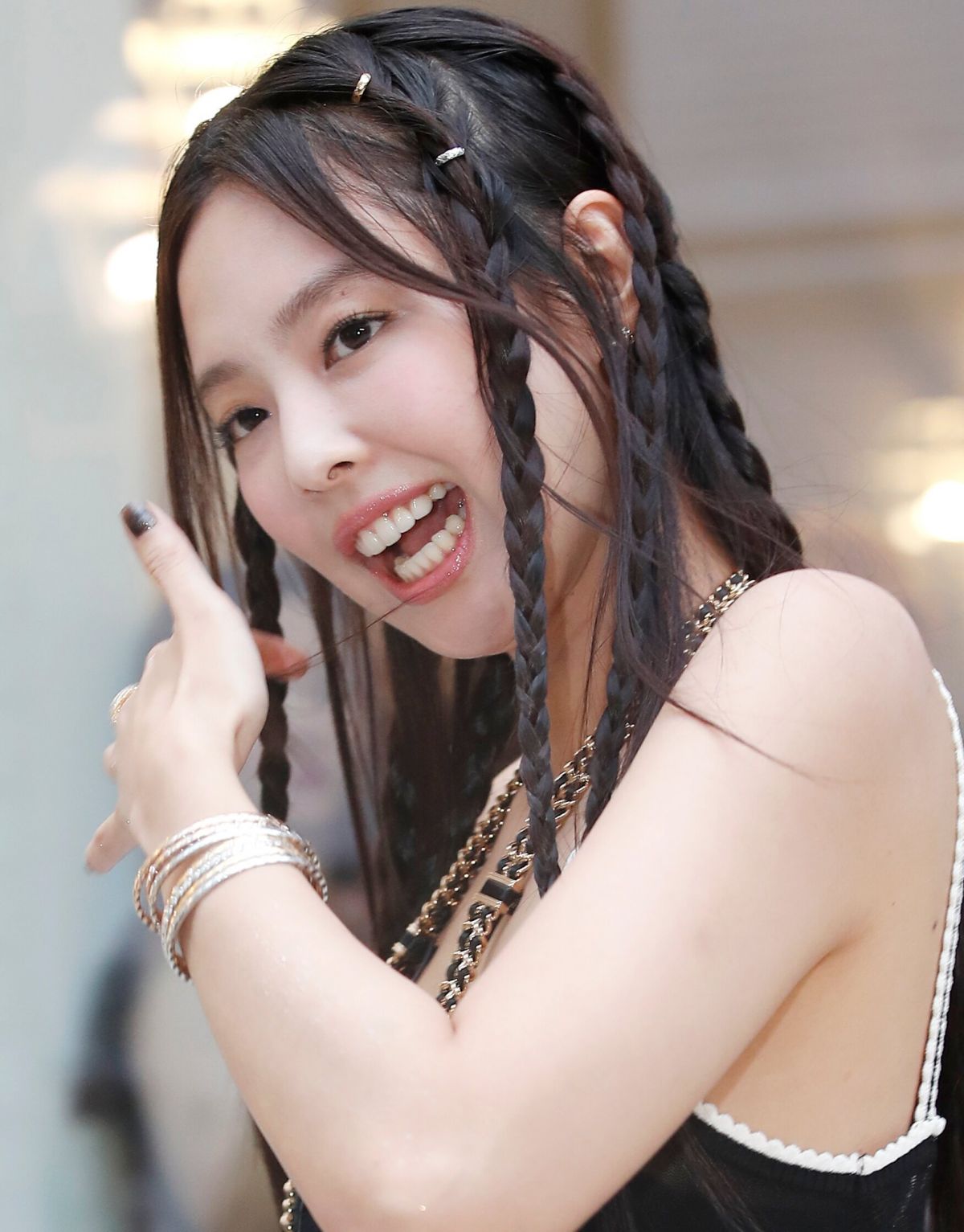 JENNIE at Chanel’s Coco Crush Pop-Up Store Opening in Seoul 07/03/2024 ...