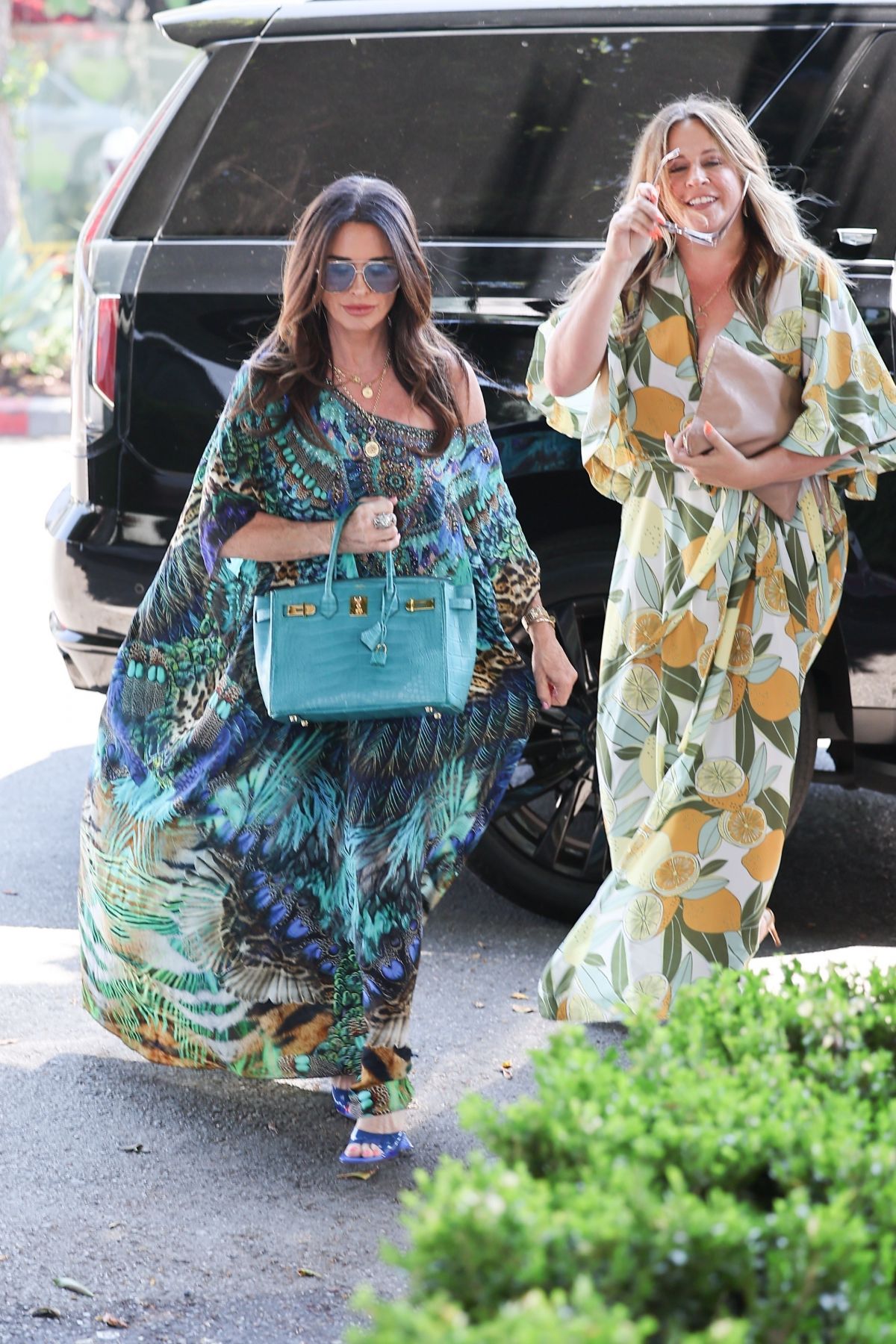 KYLE RICHARDS Films a Scene for The Real Housewives of Beverly Hills on ...