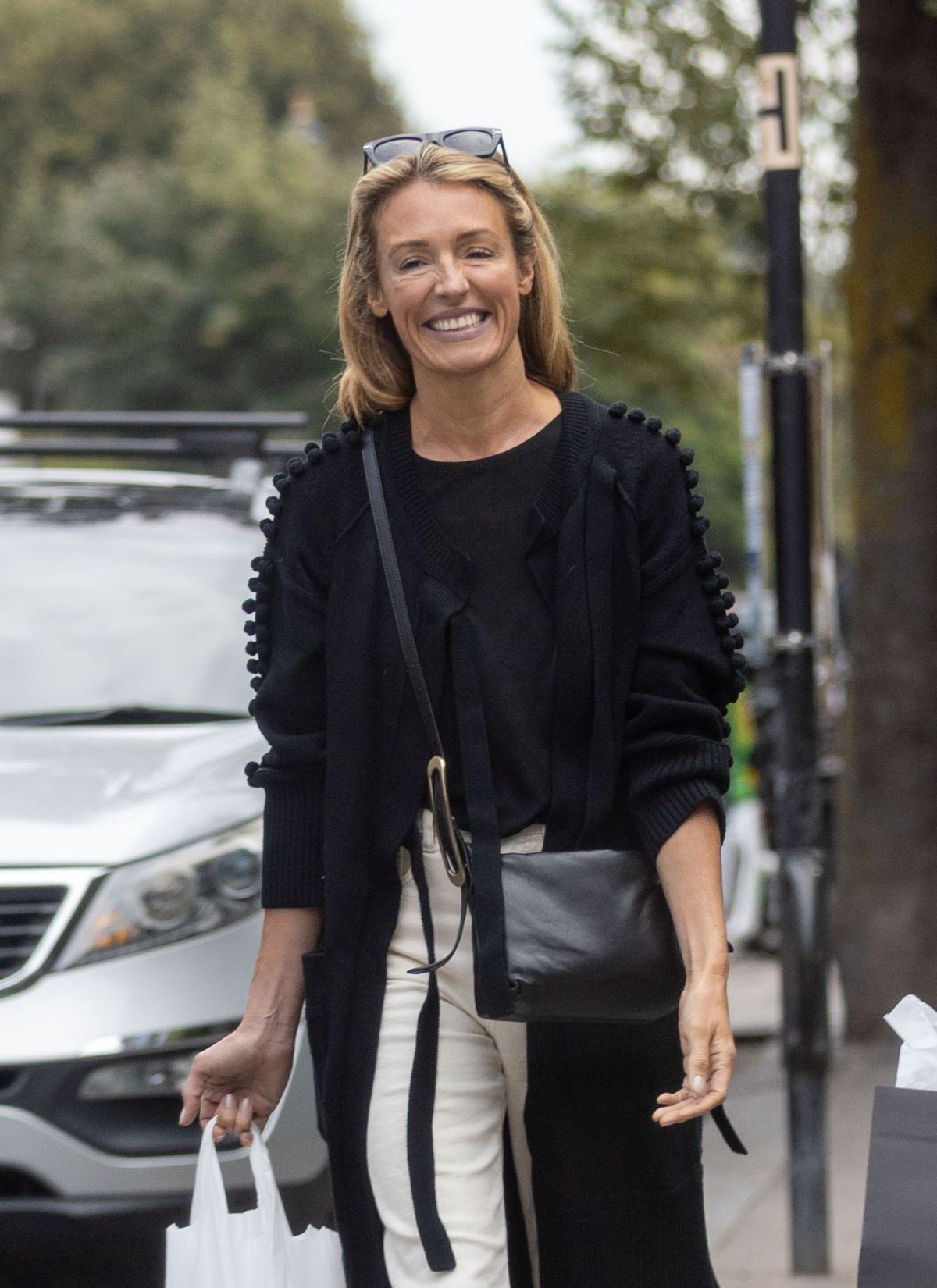 CAT DEELEY Visiting Cryotherapy in London 09/07/2024 – HawtCelebs