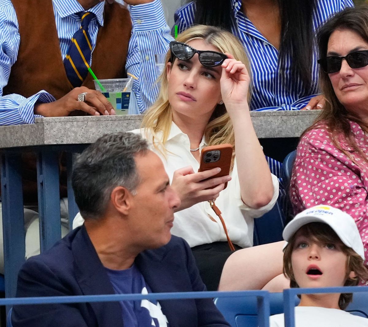 EMMA ROBERTS at Women’s Single Finals at US Open Tennis Championships ...