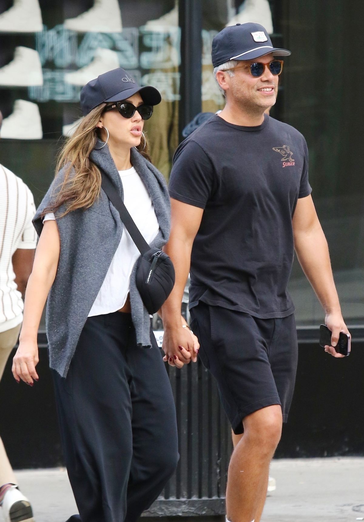 JESSICA ALBA and Cash Warren Leaves Beauty Salon and Spa in Manhattan’s ...