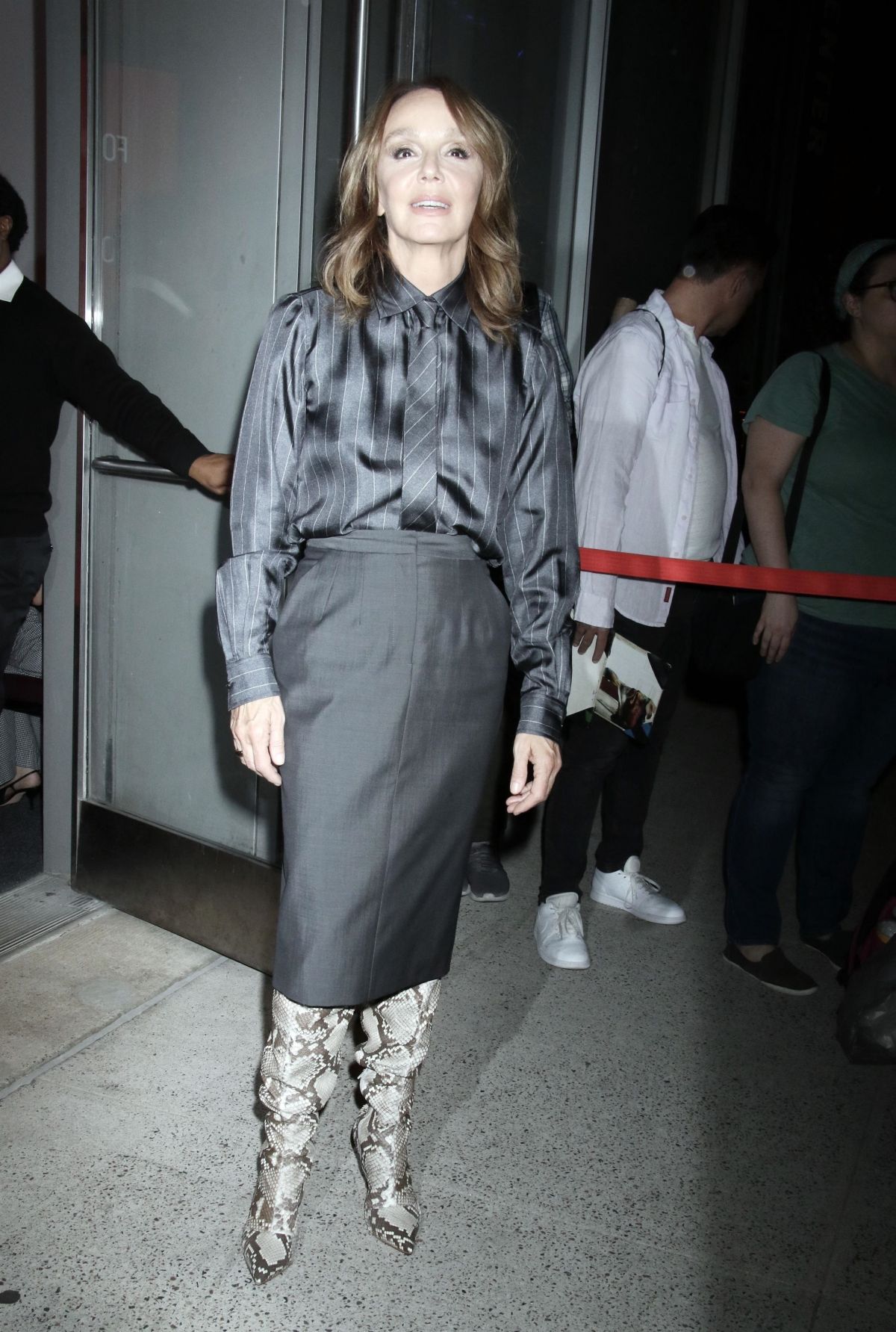 PHILIPPINE LEROY-BEAULIEU Arrives at Emily in Paris Season 4 Screening ...