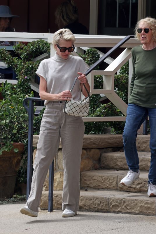 Portia de Rossi – HawtCelebs