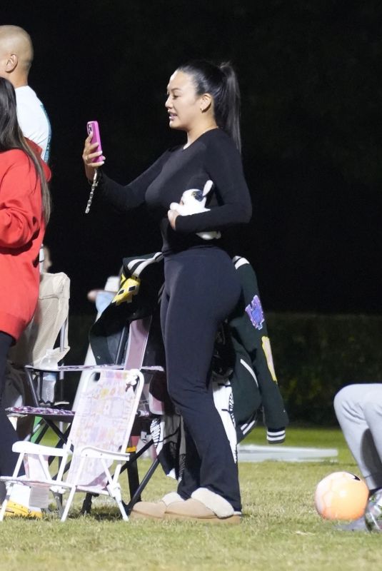 Dana Tran – HawtCelebs