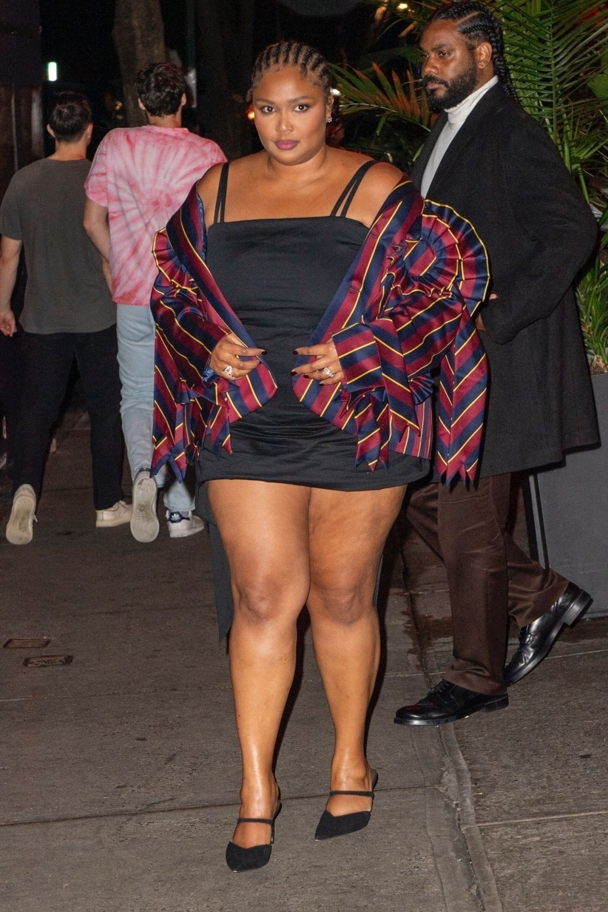 LIZZO Out for Dinner at Carbone in New York 09/30/2024 – HawtCelebs