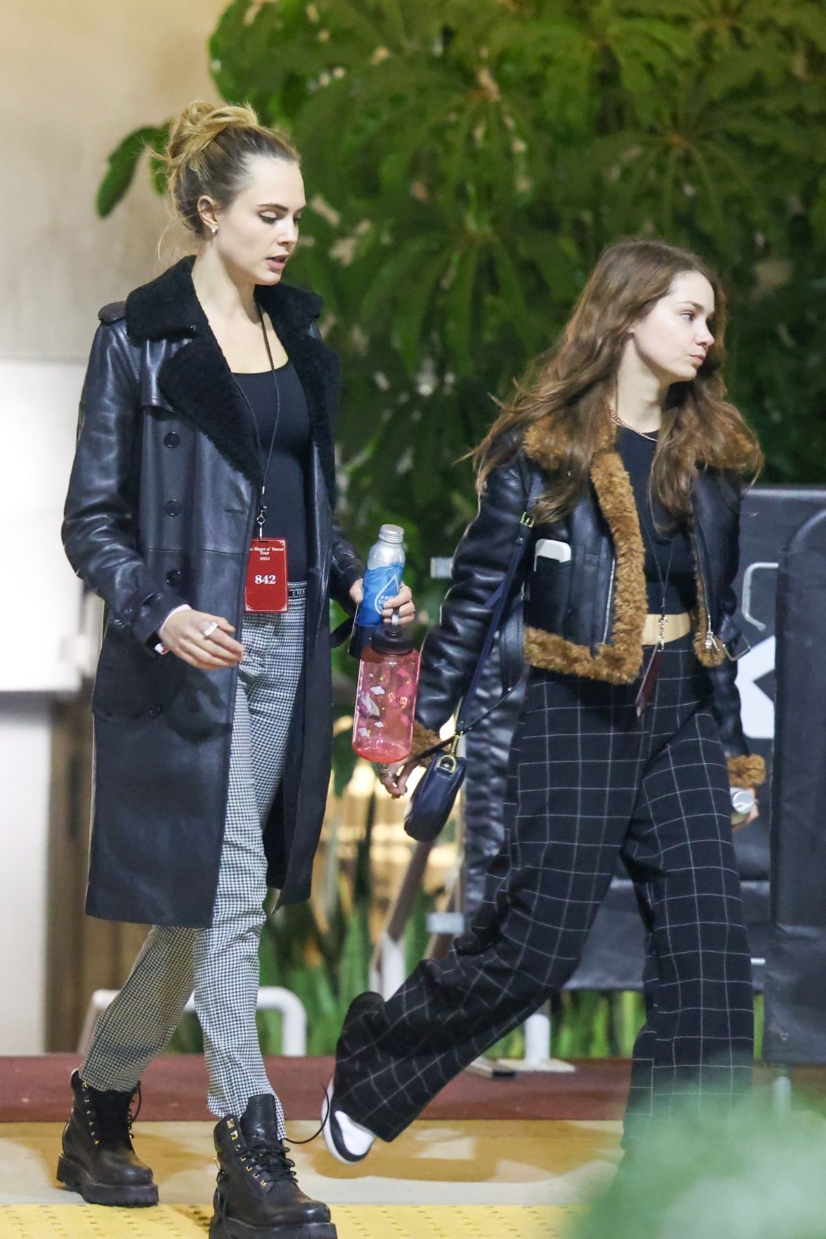 CARA DELVINGNE and MINKE Arrives at Sabrina Carpenter’s Concert in Los ...