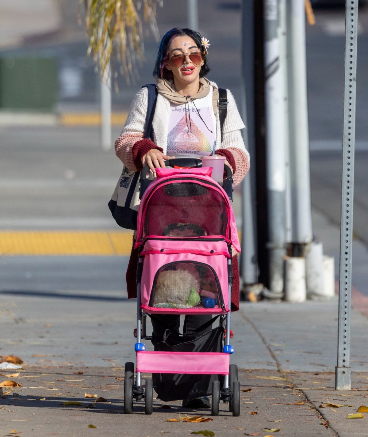 DAISY DE LA HOYA Out and About in San Diego 11/26/2024 – HawtCelebs