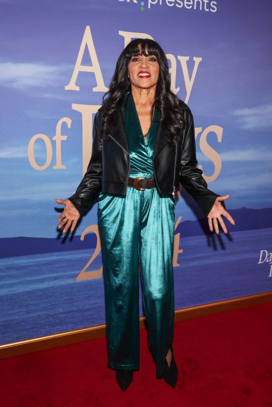 Jackee Harry – HawtCelebs