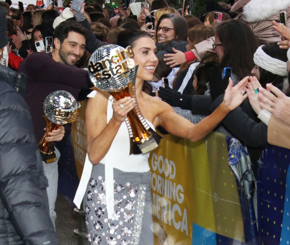 JENNA JOHNSON Celebrates DWTS Win on Good Morning America 11/27/2024 ...