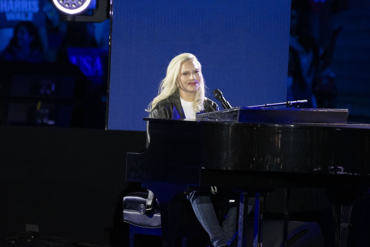 LADY GAGA Performs at Vice President Harris Final Campaign Rally in ...