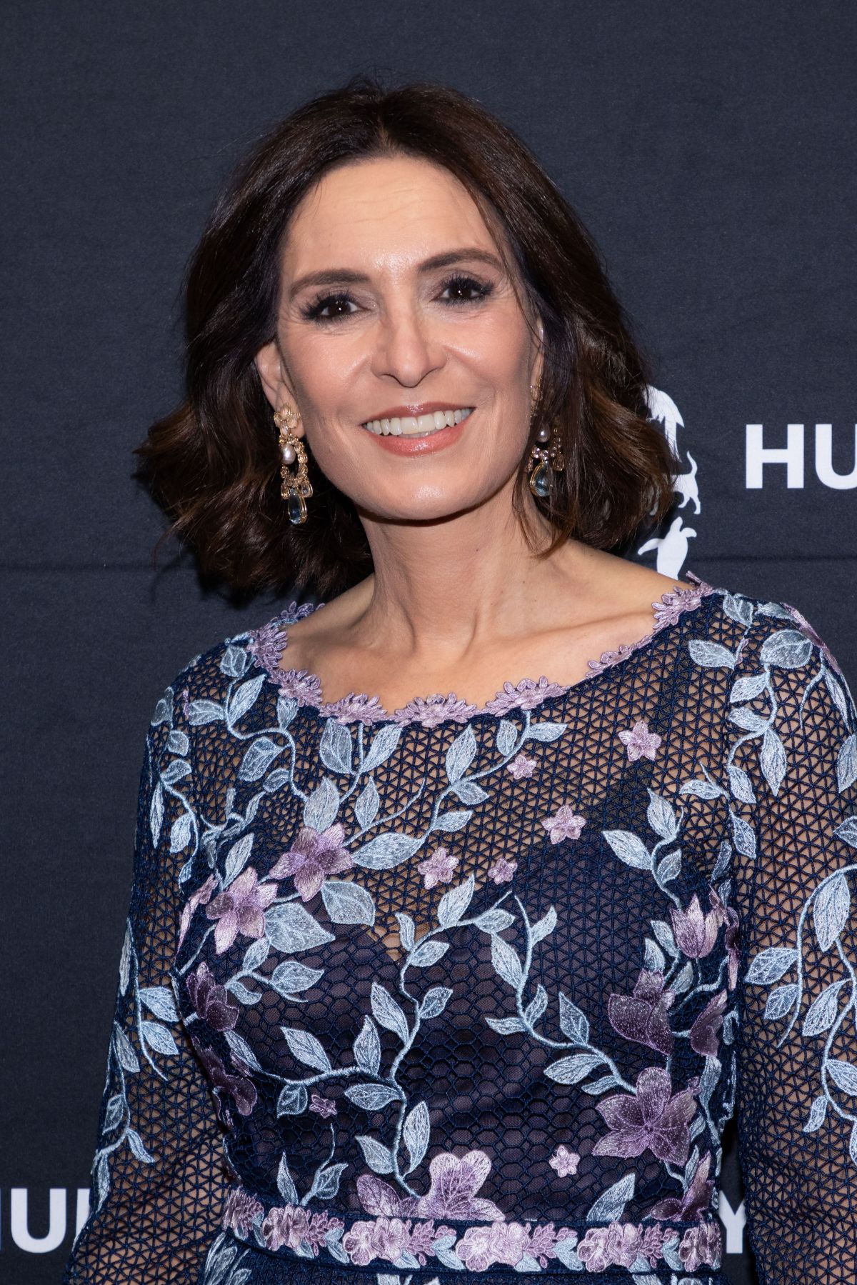 SUZY WELCH at 2024 Humane Society to the Rescue! Gala in New York 11/01 ...