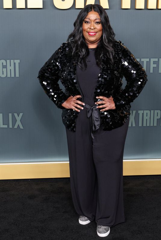 Loni Love – HawtCelebs