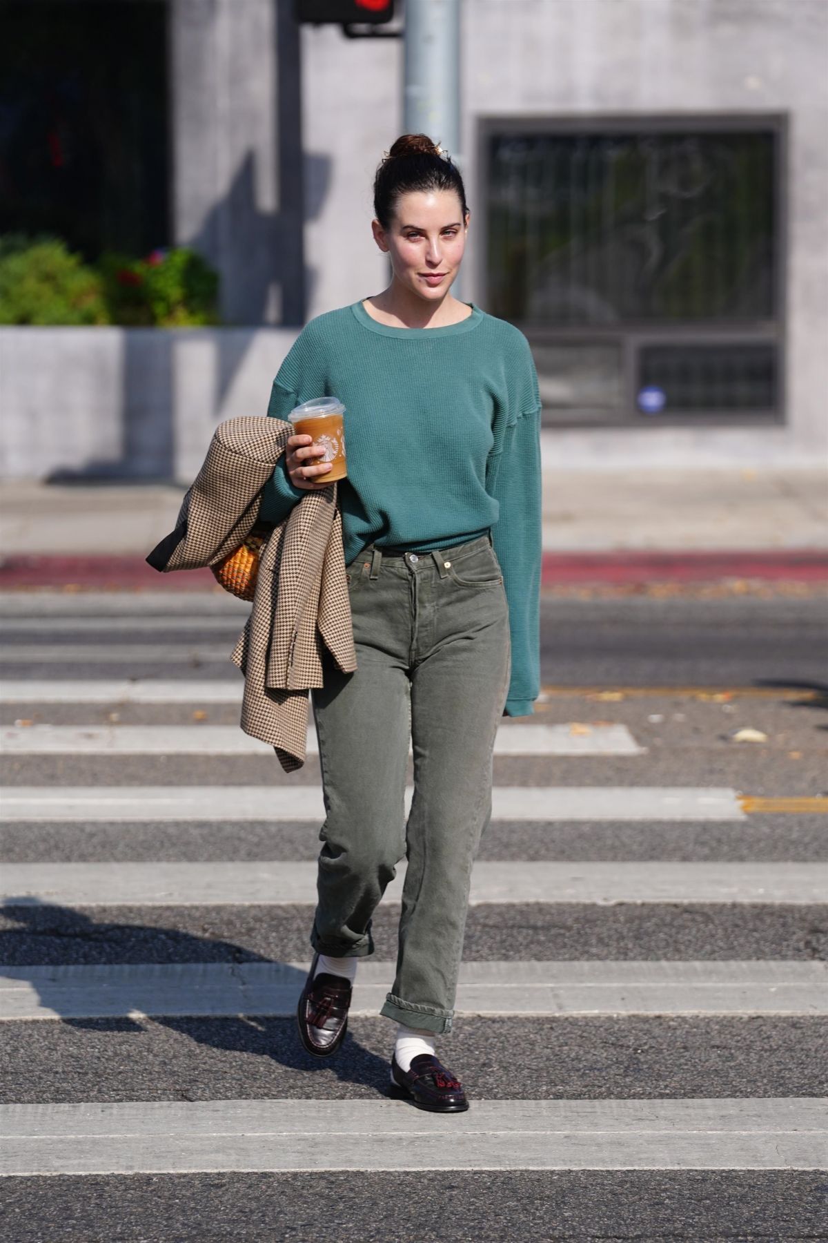 SCOUT WILLIS Out for Coffee in Studio City 12/04/2024 – HawtCelebs