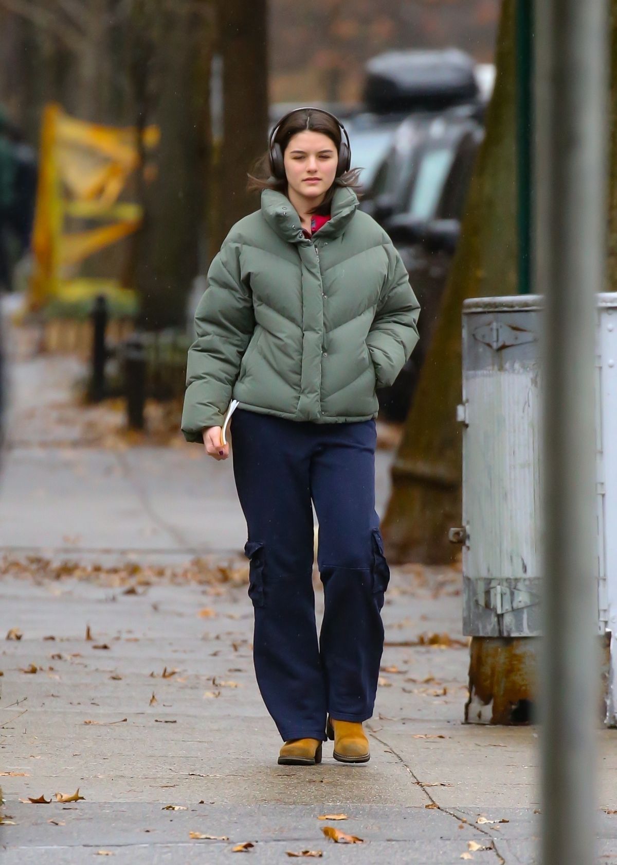 SURI CRUISE Out for Coffee Run Ahead of Christmas in New York City 12 ...