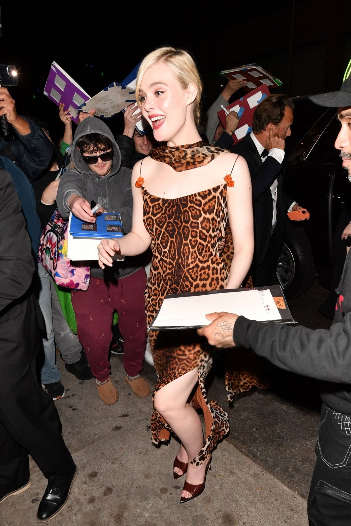 DAKOTA and ELLE FANNING Arrives at Walt Disney Company Golden Globes ...