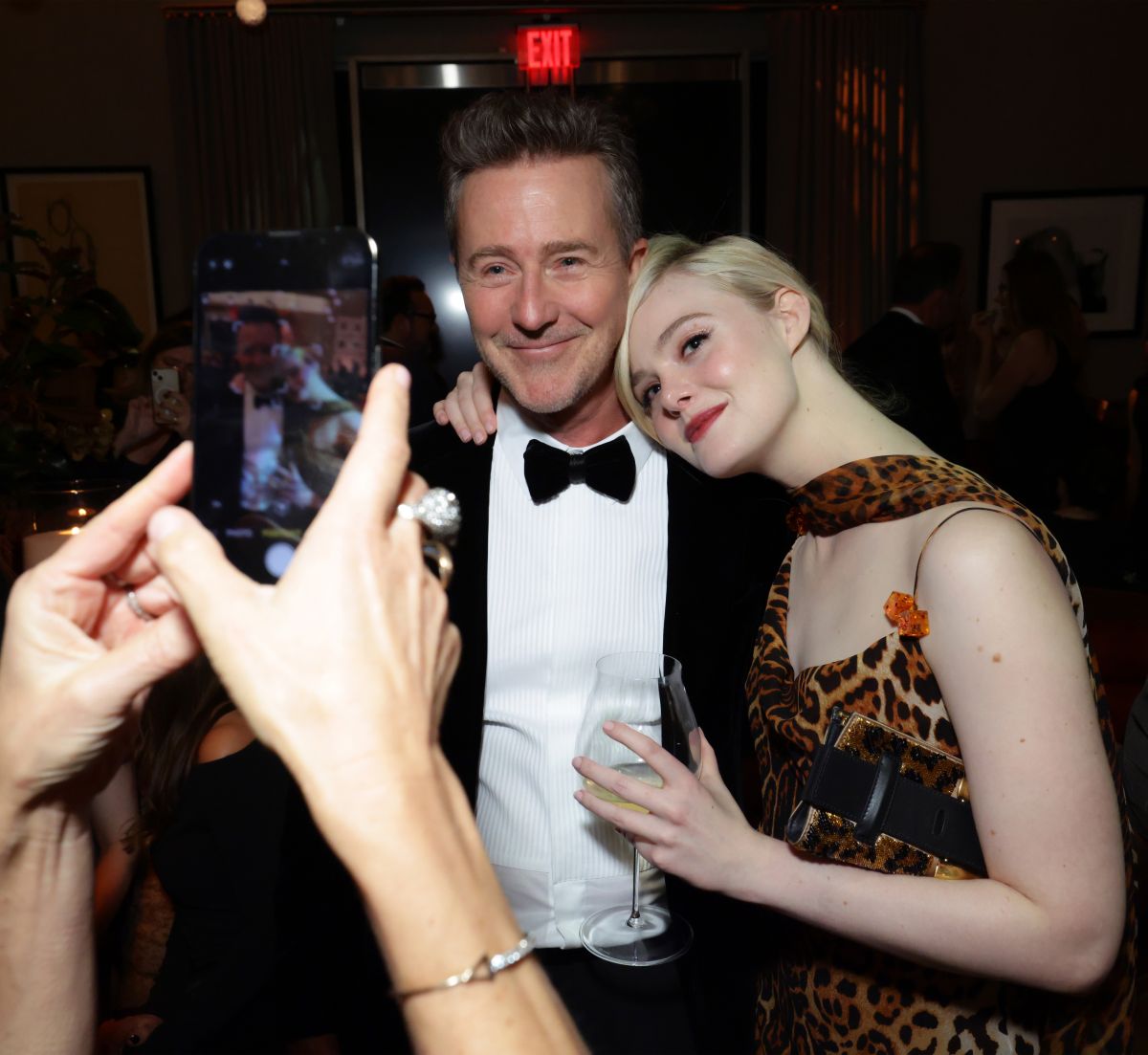 ELLE and DAKOTA FANNING at Walt Disney Company Golden Globes After ...