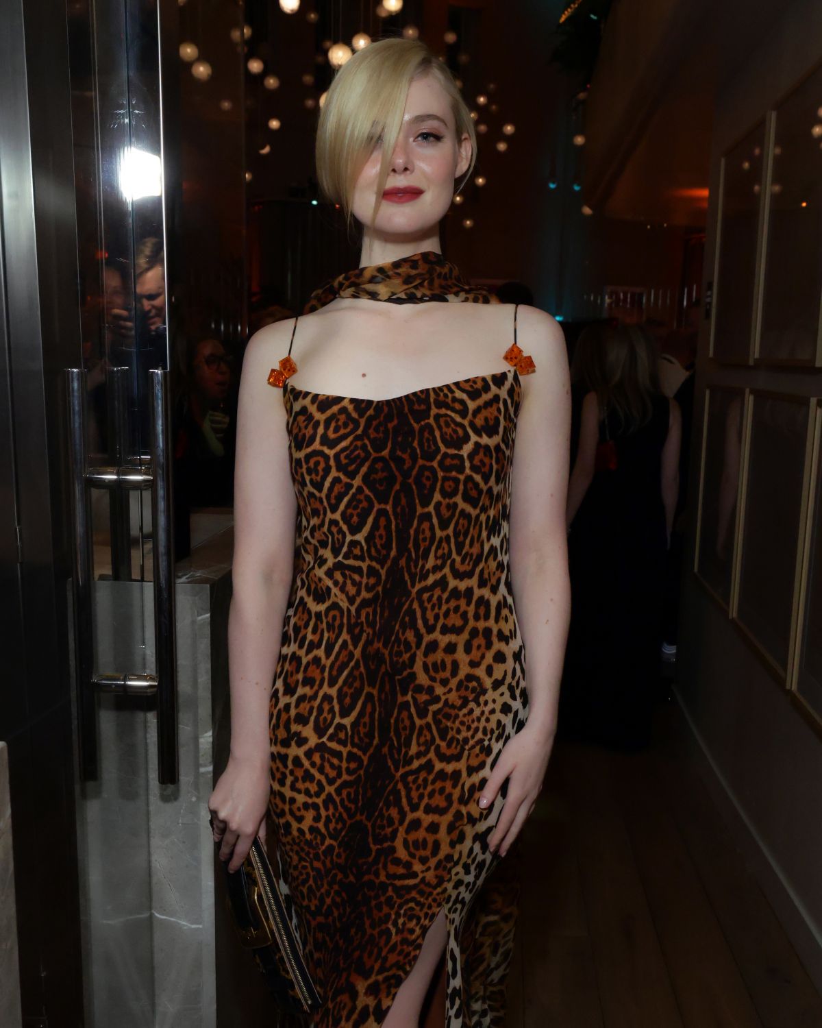 ELLE and DAKOTA FANNING at Walt Disney Company Golden Globes After ...