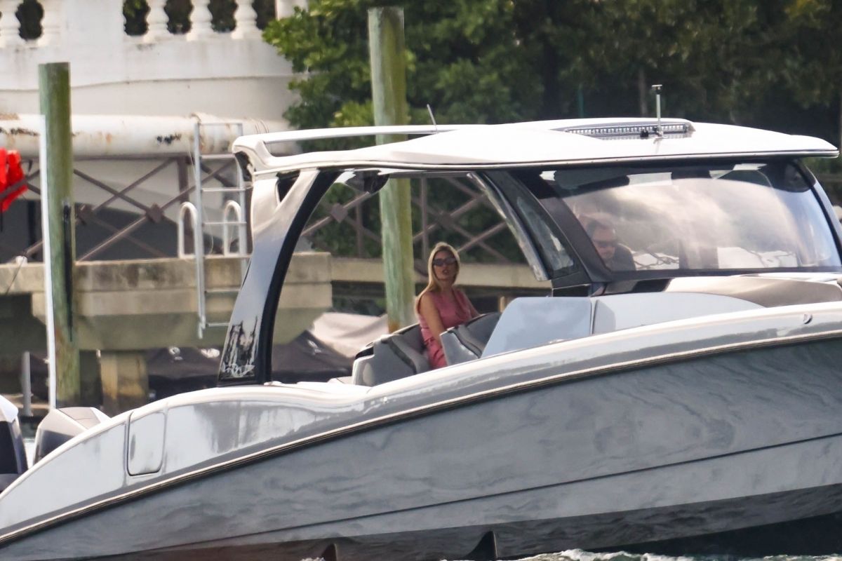 IVANKA TRUMP Enjoys a Boat Ride with Friends at Miami Bay 02/20/2025 ...