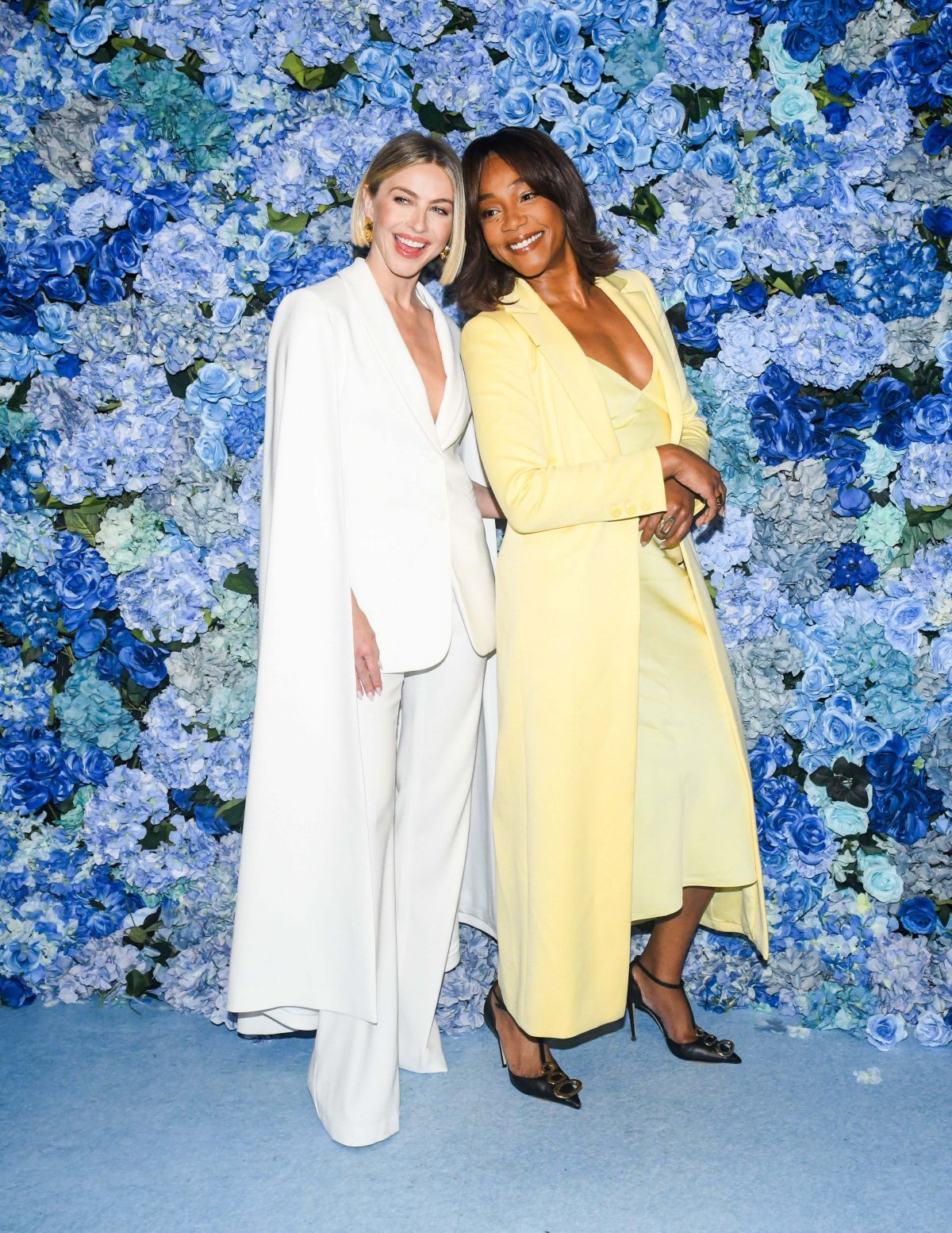 JULIANNE HOUGH at Alice + Olivia by Stacey Bendet Fall/winter 2025 Show ...