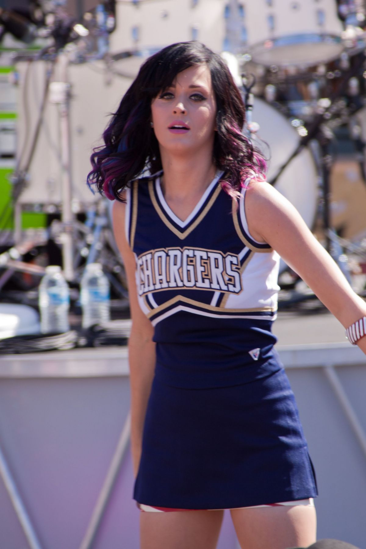 KATY PERRY Performs at Los Pueblos High School, 2010 – HawtCelebs