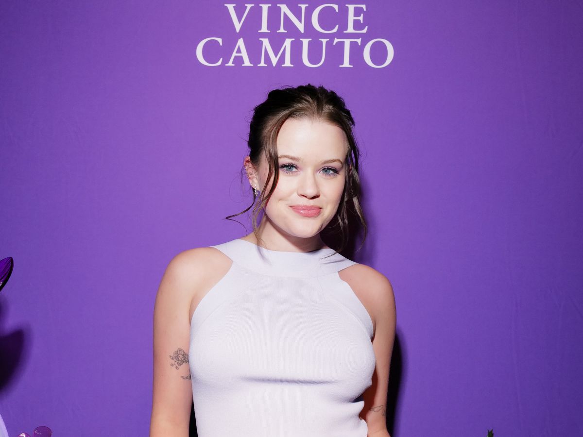 AVA PHILLIPPE at Vince Camuto Fragrances Celebrates Wonderbloom Haze ...