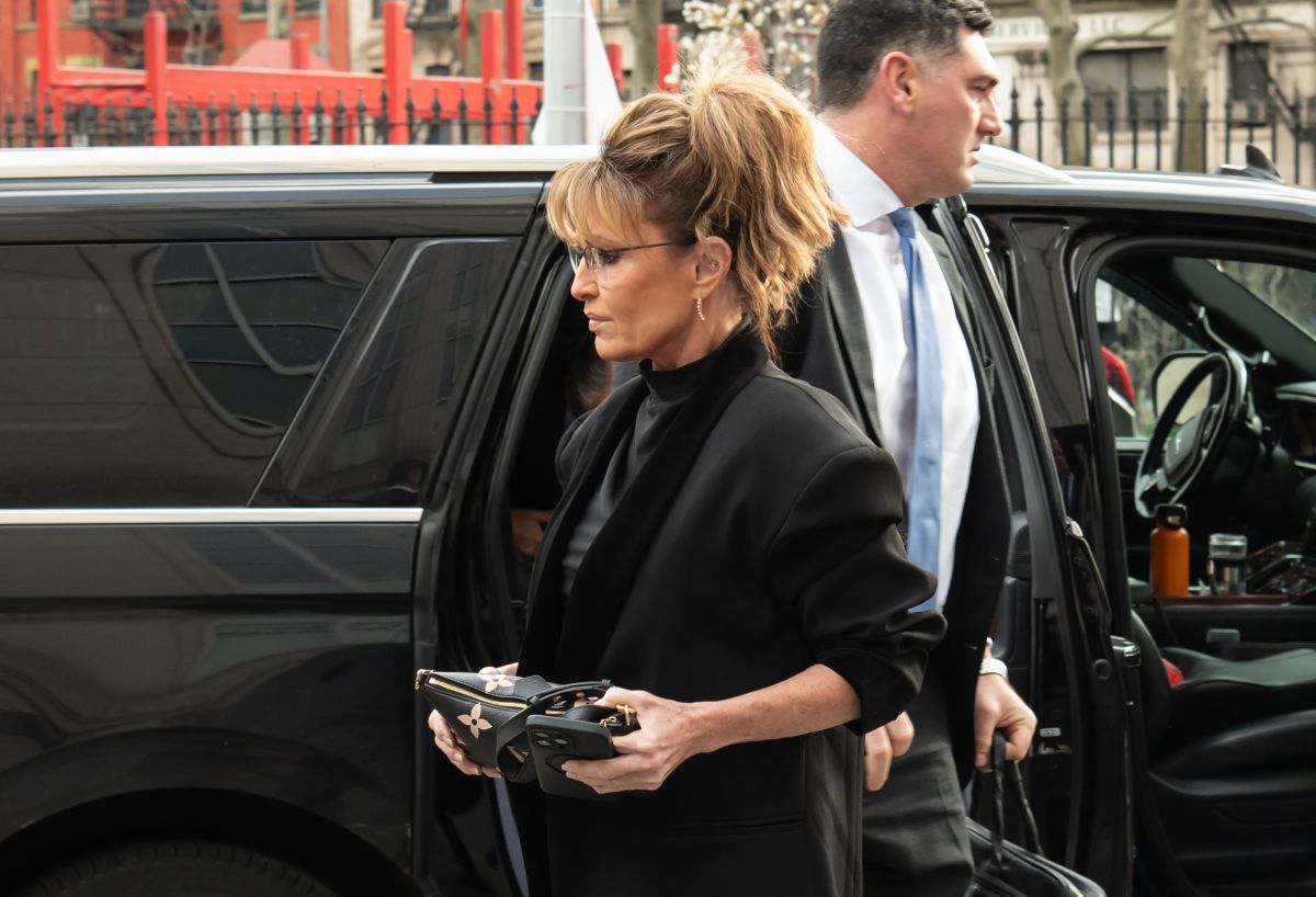 SARAH PALIN Arrives at Jury Trial Against New York Times 04/14/2025 ...