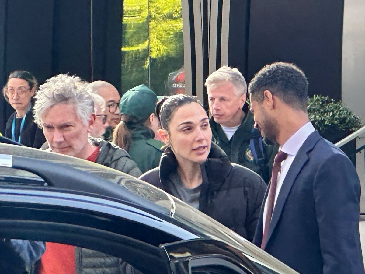 GAL GADOT and Alfred Enoch on the Set of The Runner in Canary Wharf in ...