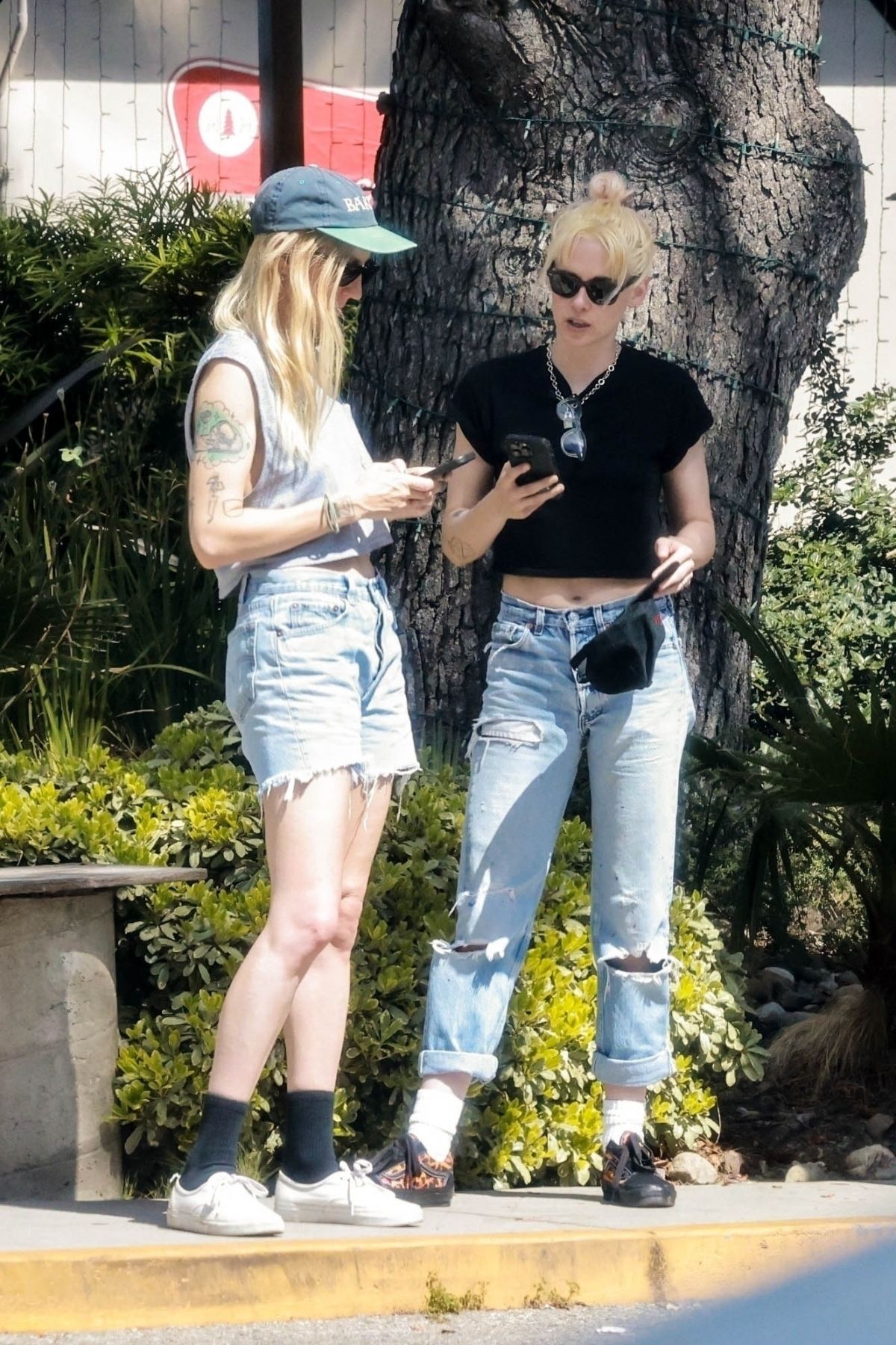 KRISTEN STEWART and DYLAN MEYER Grabbing Lunch at Messhall in Los Feliz ...