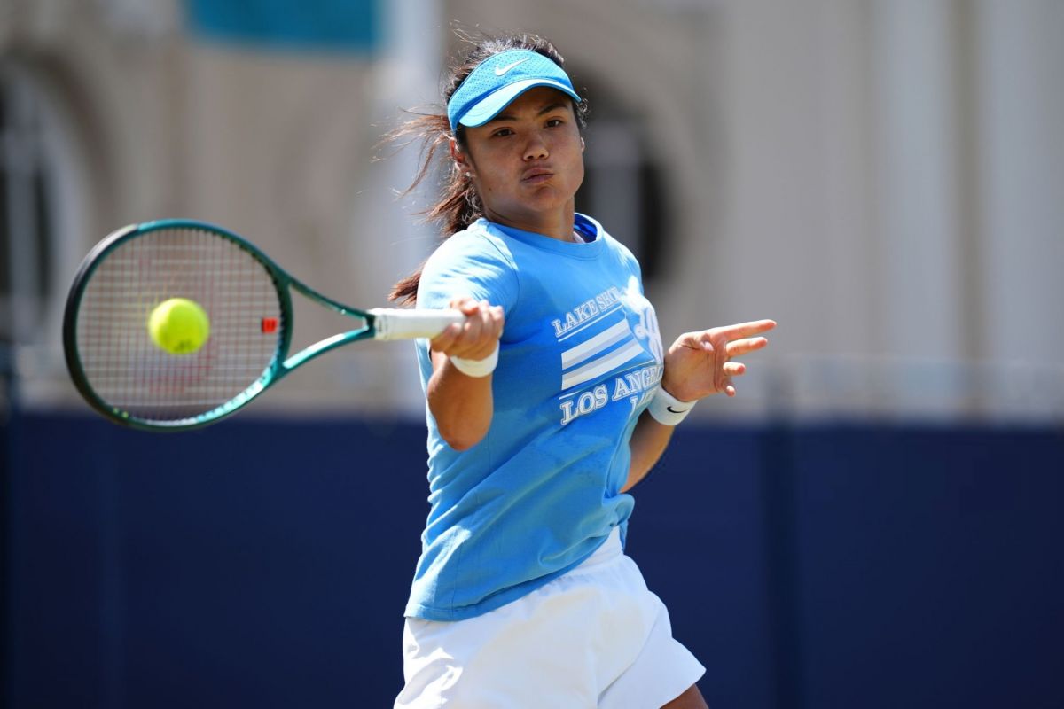 EMMA RADUCANU Practices for Lexus Eastbourne Open in Eastbourne 06/23 ...
