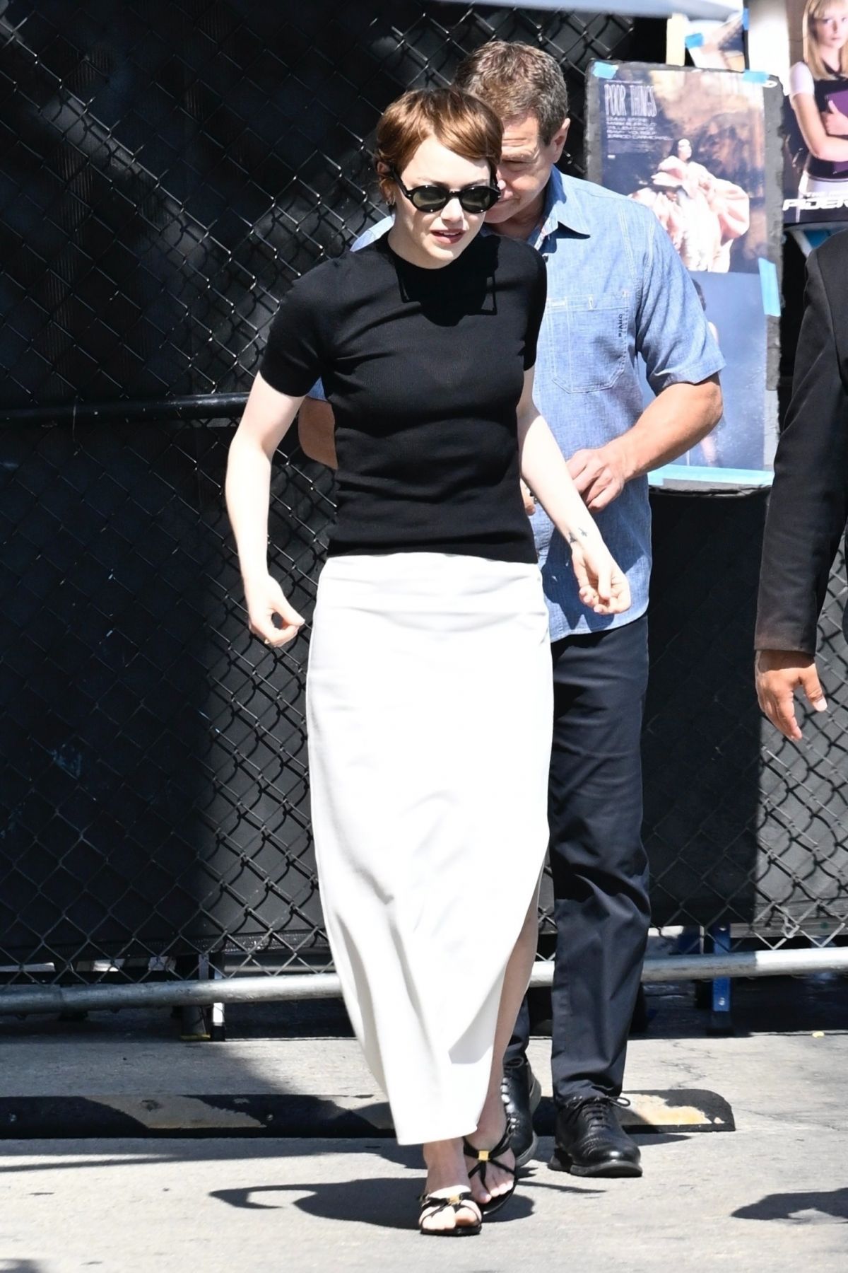 EMMA STONE Arrives at Jimmy Kimmel LIVE in Hollywood 06/2/2025 – HawtCelebs