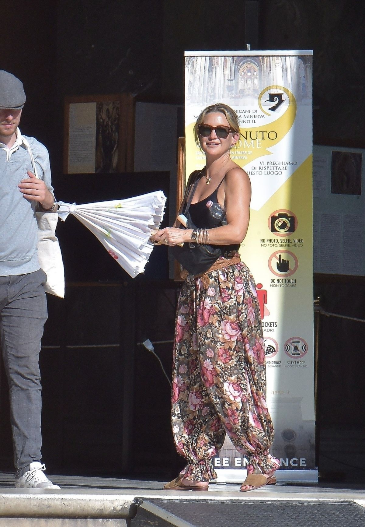 KATE HUDSON and Danny Fujikawa Out for Lunch at Pierluigi Restaurant in ...