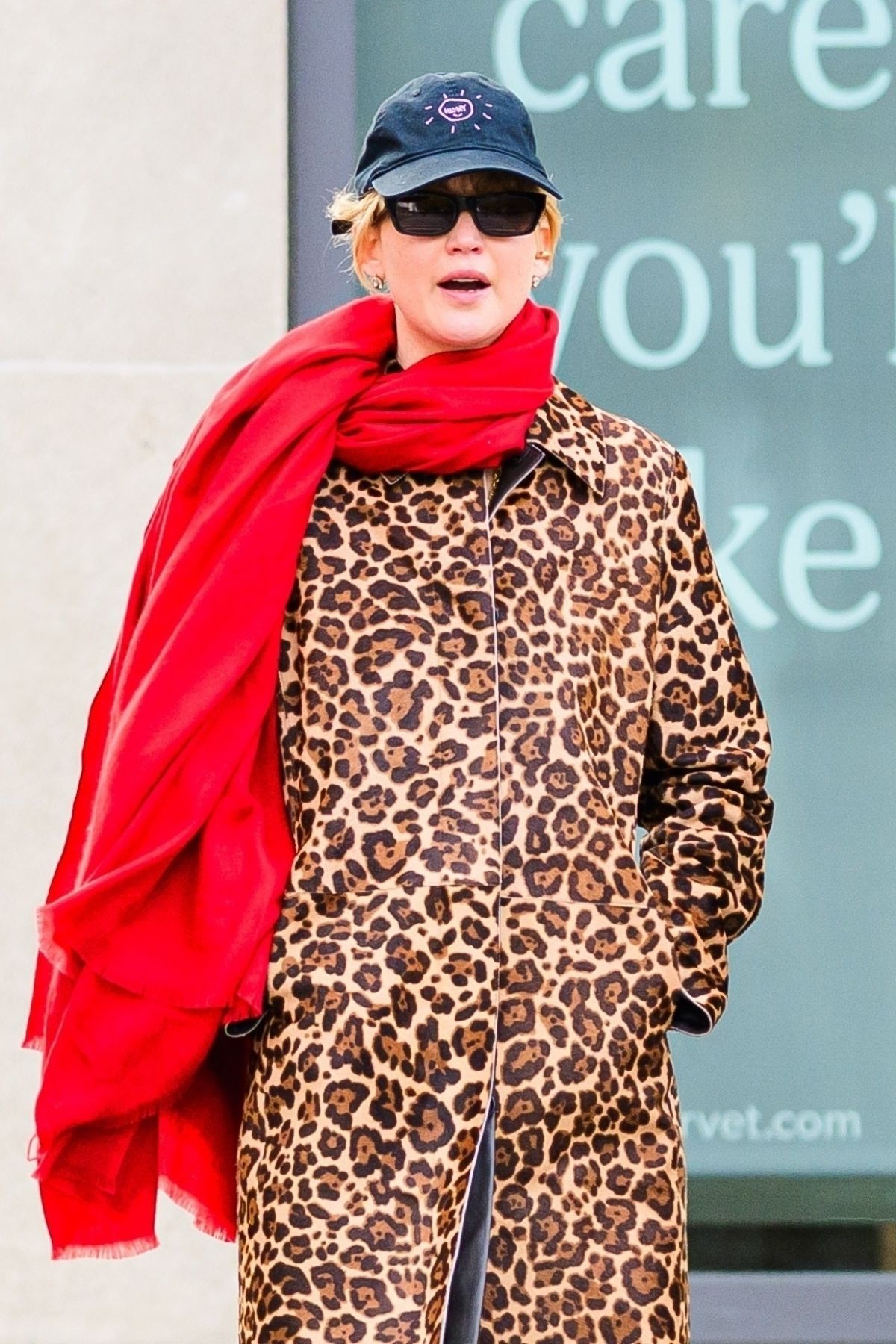 JENNIFER LAWRENCE Out with Her Parents in New York City 10/23/2025 ...
