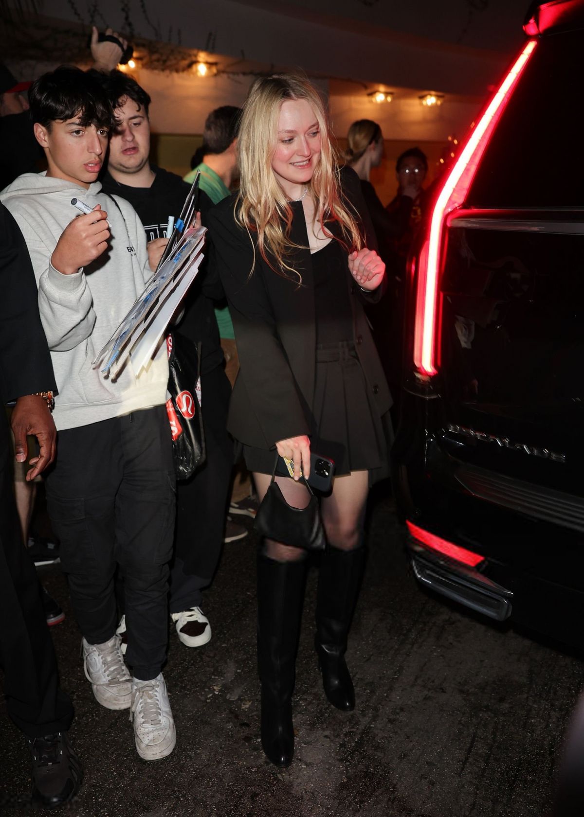 DAKOTA and ELLE FANNING Arrives at Vas J Morgan’s Holiday Party in Los ...