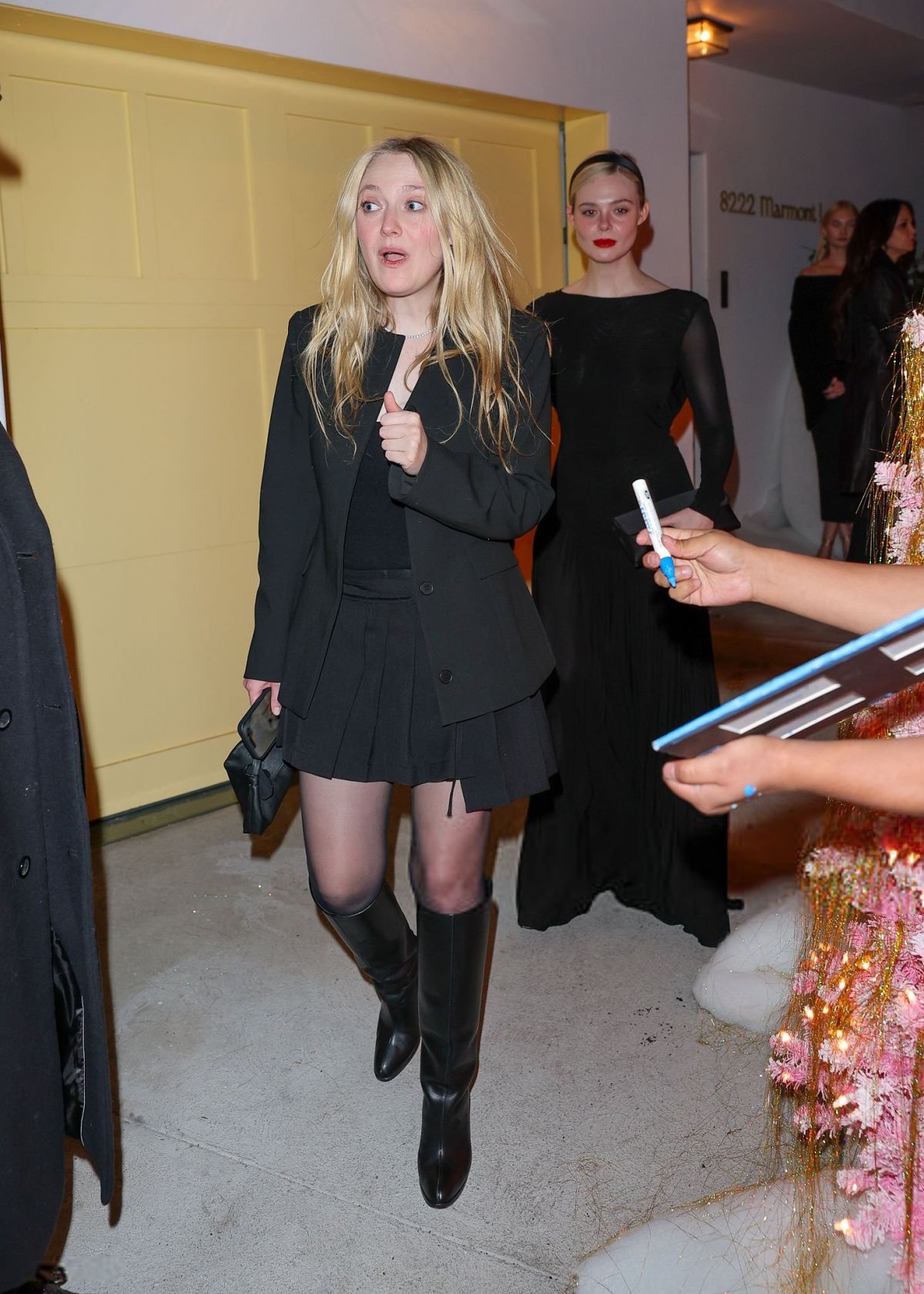 DAKOTA and ELLE FANNING Arrives at Vas J Morgan’s Holiday Party in Los ...