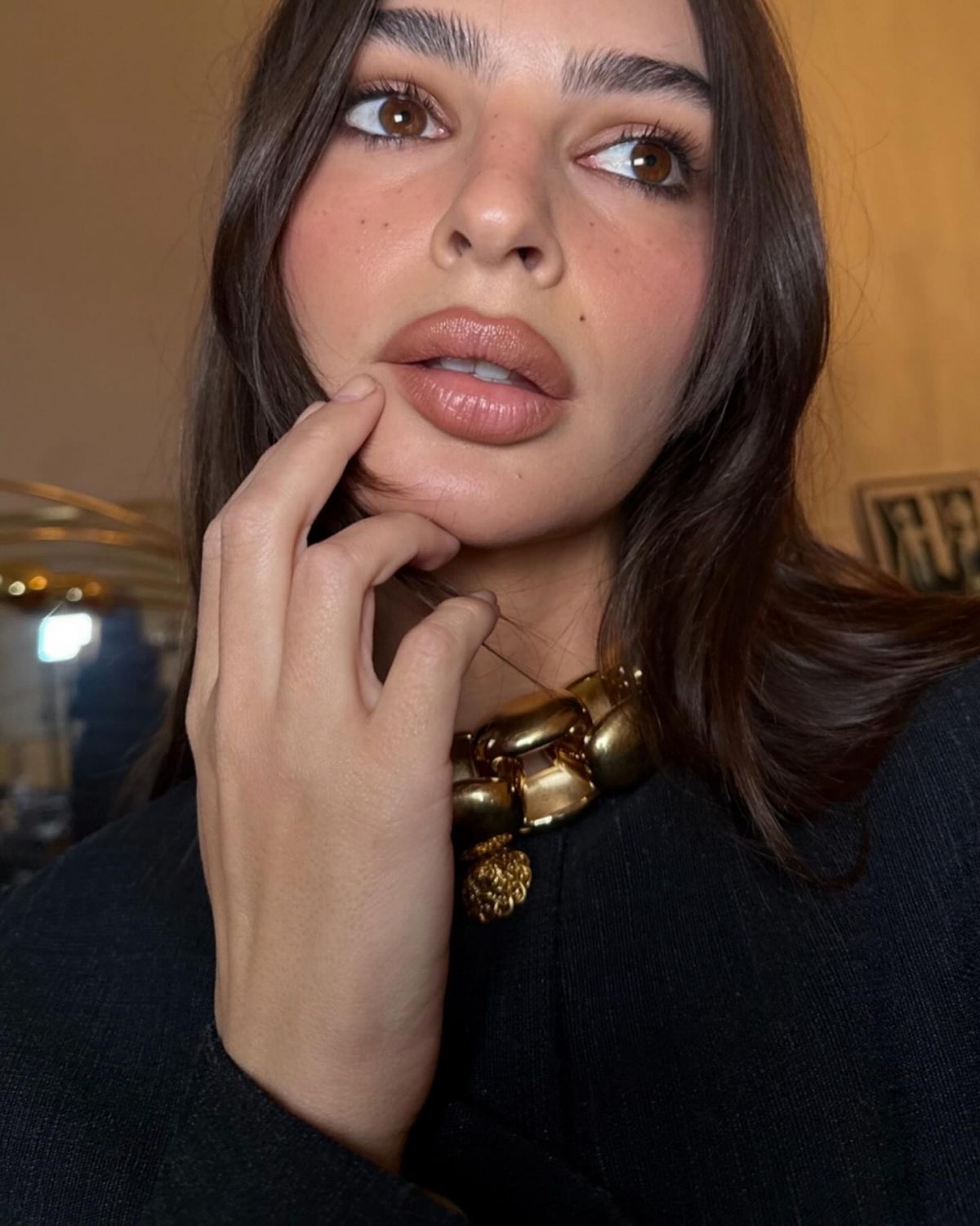 EMILY RATAJKOWSKI – Instagram Photos 12/05/2025 – HawtCelebs