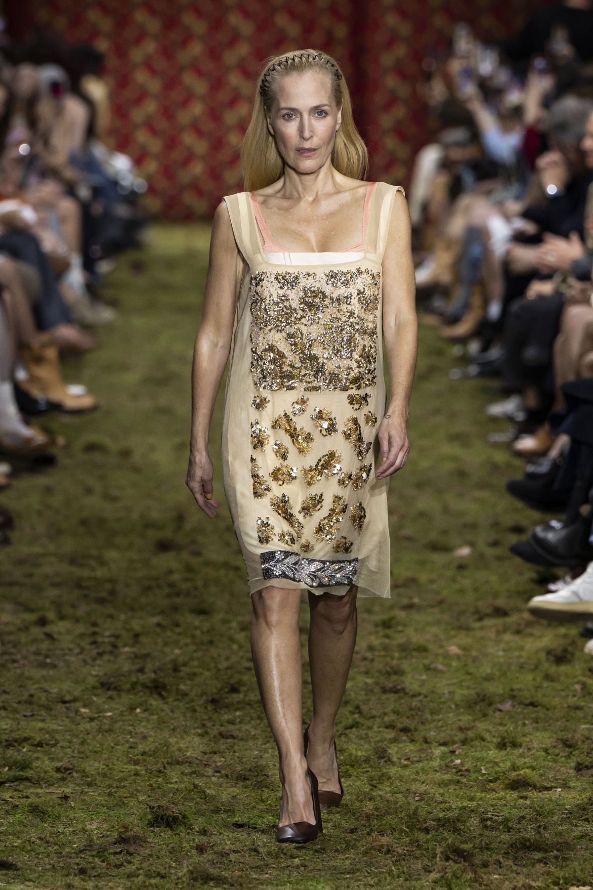 GILLIAN ANDERSON Walks Runway at Miu Miu Ready to Wear Fall/Winter 2026 ...